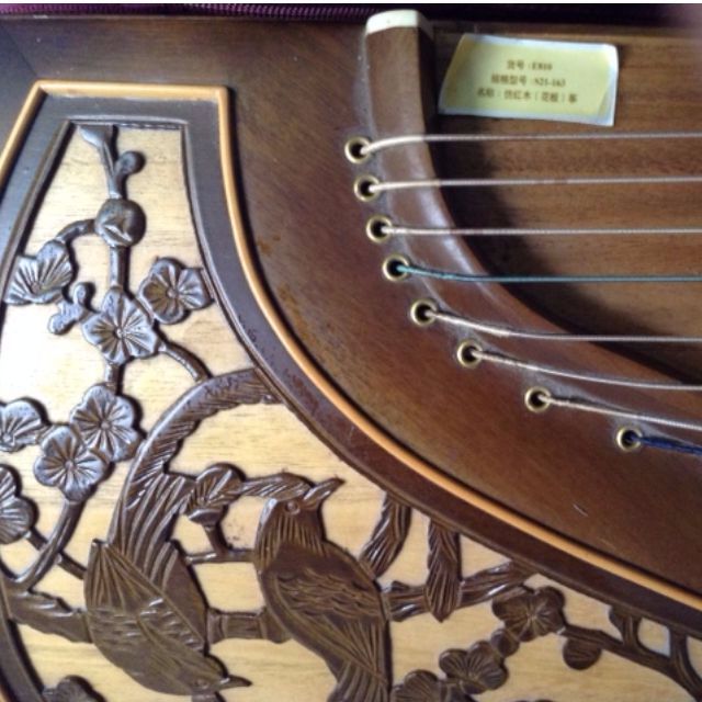 Chinese harp/Guzheng for beginners, Hobbies & Toys, Music & Media ...