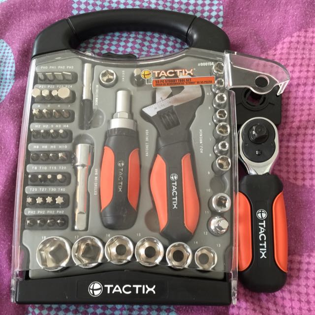 TACTIX TOOL SET (multi Screw Drivers), Furniture & Home Living ...