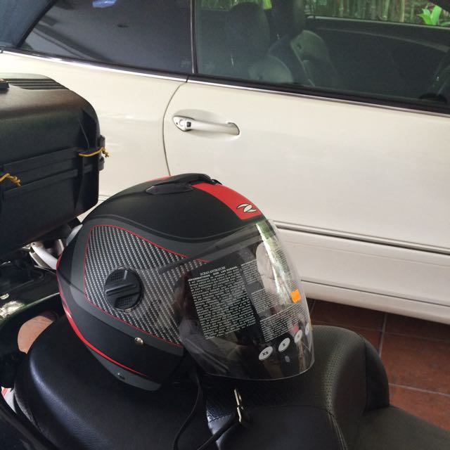 Motor Helmet, Sports Equipment, Exercise & Fitness, Cardio & Fitness ...