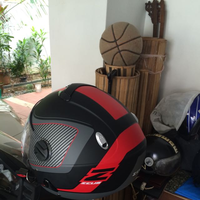 Motor Helmet, Sports Equipment, Exercise & Fitness, Cardio & Fitness ...