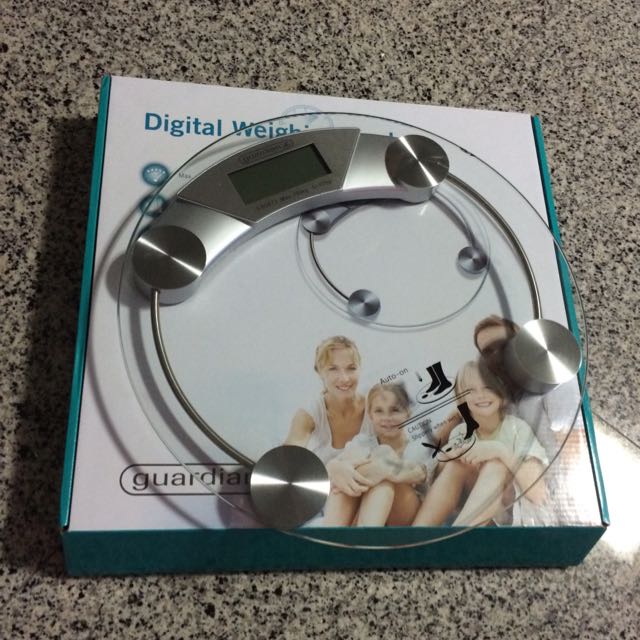 Guardian Digital Weighing Scale, Property on Carousell
