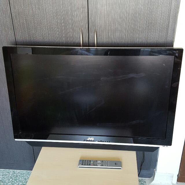 RESERVED JVC 37" TV Screen, Computers & Tech, Parts & Accessories ...