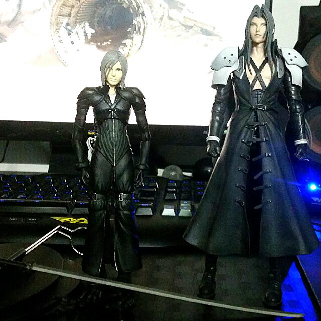 [RESERVED] Kadaj & Sephiroth Play Arts figures, Hobbies & Toys, Toys ...