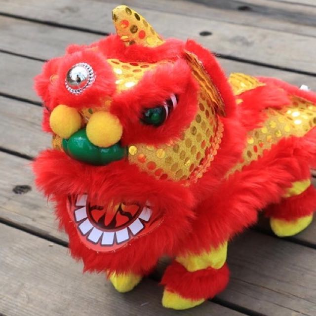 Lion Dance Display, Hobbies & Toys, Toys & Games on Carousell