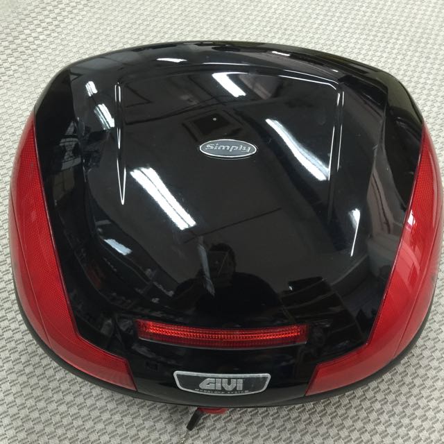 Givi - Simply TOP Box, With Base, Cars on Carousell