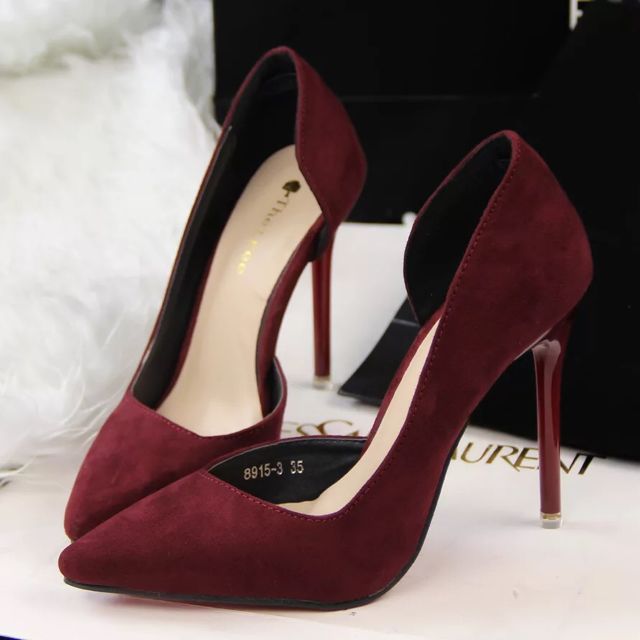 PO: Side Cut Basic Heels, Women's Fashion, Footwear, Heels on Carousell
