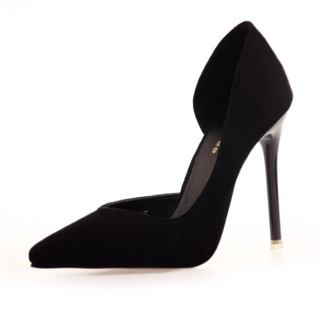 PO: Side Cut Basic Heels, Women's Fashion, Footwear, Heels on Carousell