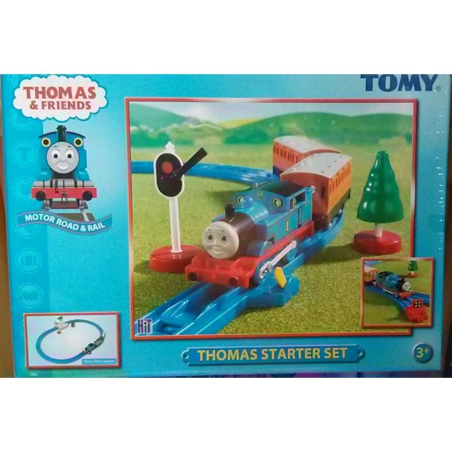 Thomas & Friends: Thomas Starter Set, Hobbies & Toys, Toys & Games on Carousell