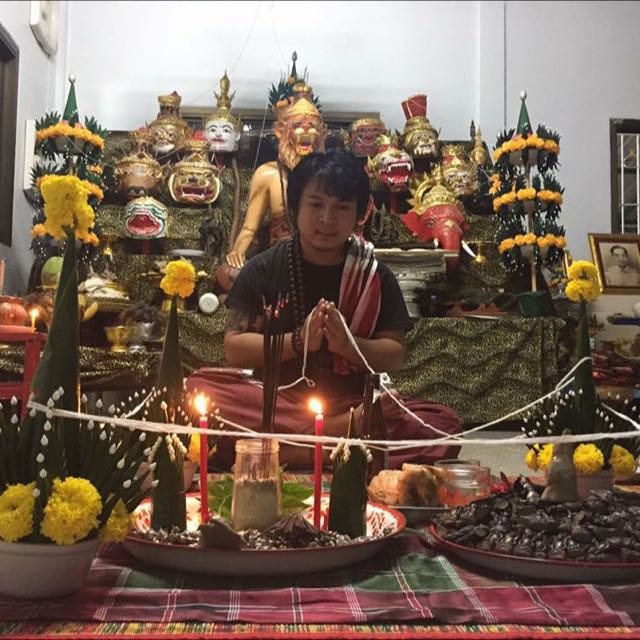 Archan Em Phra Ngan Hoo Chang, Hobbies & Toys, Memorabilia ...