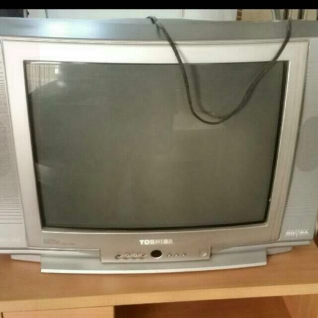 21 Inch Tv, Computers & Tech, Parts & Accessories, Networking on Carousell