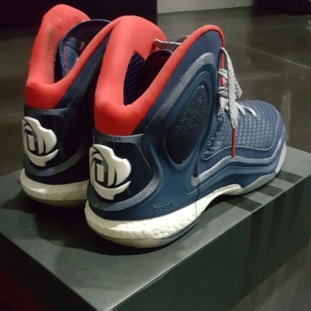 Drose 5 Boost, Women's Fashion, Footwear, Sneakers on Carousell