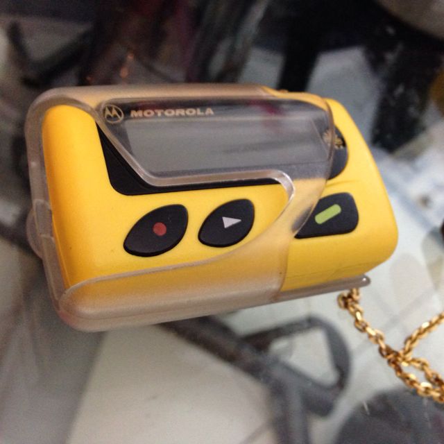 Yellow Motorola pager In Working Condition!, Women's Fashion, Jewelry ...