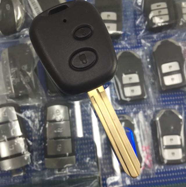 Toyota Altis Key, Car Accessories, Accessories on Carousell