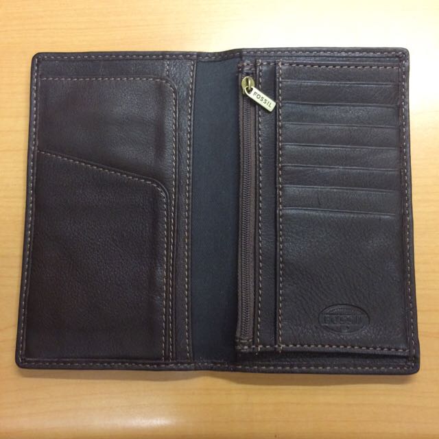 Fossil Checkbook Wallet, Men's Fashion, Watches & Accessories, Wallets ...