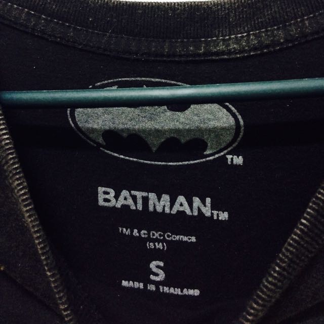 Original Dc Batman, Men's Fashion, Activewear on Carousell