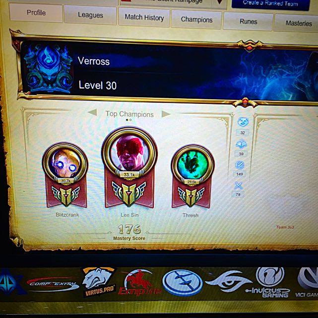 League Of Legends Gold Border, Hobbies & Toys, Toys & Games on Carousell