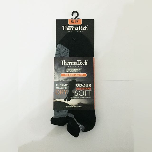 ThermaTech Socks, Men's Fashion, Activewear on Carousell