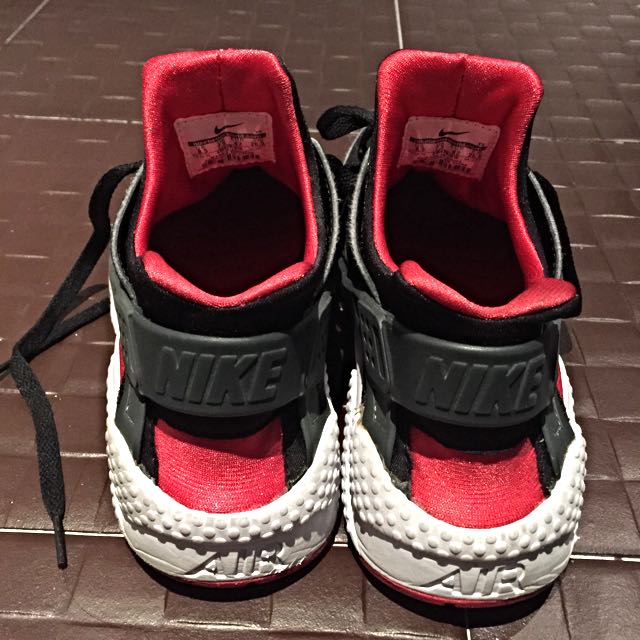 Nike Huarache Limited Edition Black/Red Sneakers, Men's Fashion ...