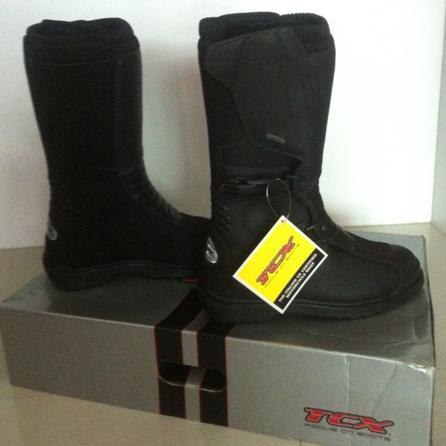 TCX Riding Boots, Sports Equipment, Bicycles & Parts, Bicycles on Carousell