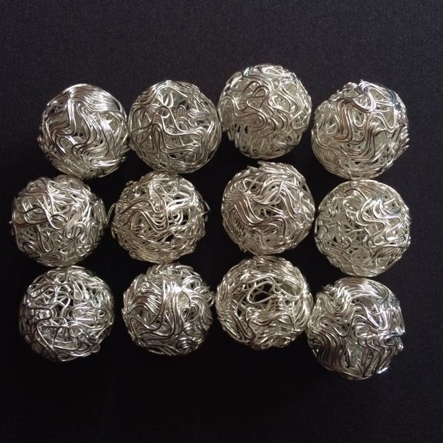 Silver Wire Crafted Balls, Hobbies & Toys, Stationery & Craft, Craft ...