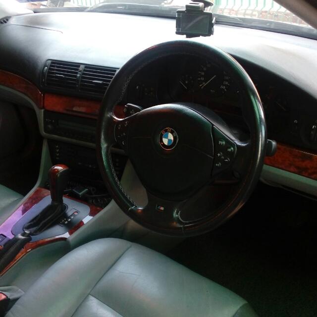 BMW 528I (A) 2004, Cars on Carousell