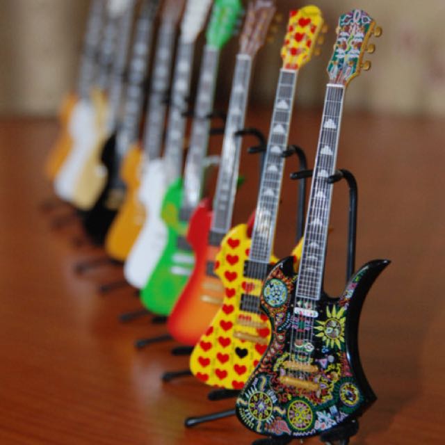 Hide x Fernandes Guitar Miniature Collection, Hobbies & Toys ...