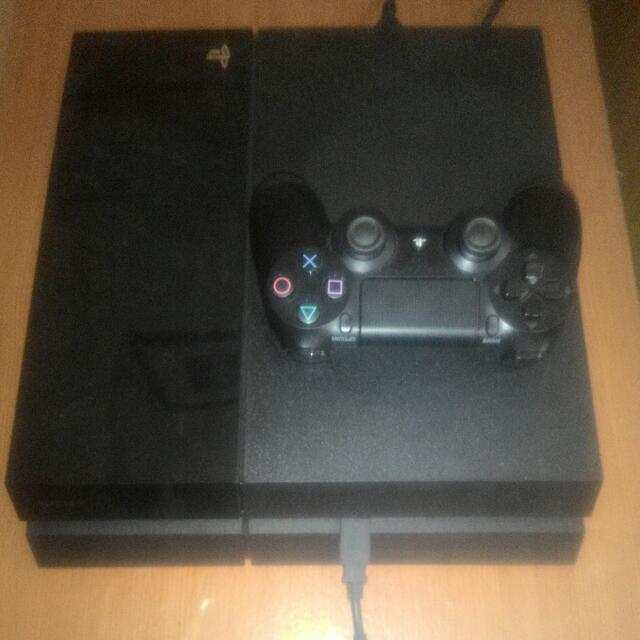 PS4 500GB BLACK EDITION (REPOST), Hobbies & Toys, Toys & Games on Carousell