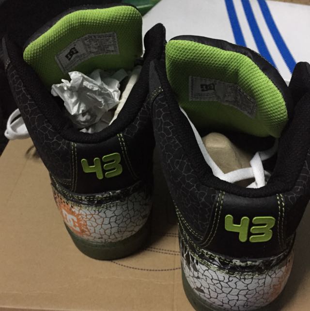 dc shoe kenblock 43, Men's Fashion, Footwear, Casual shoes on Carousell