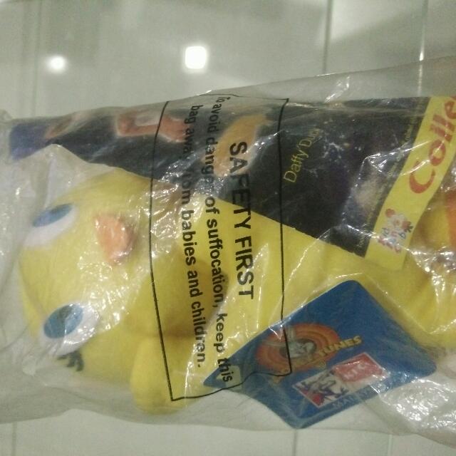 Tweety Bird Soft Toy Hobbies And Toys Toys And Games On Carousell