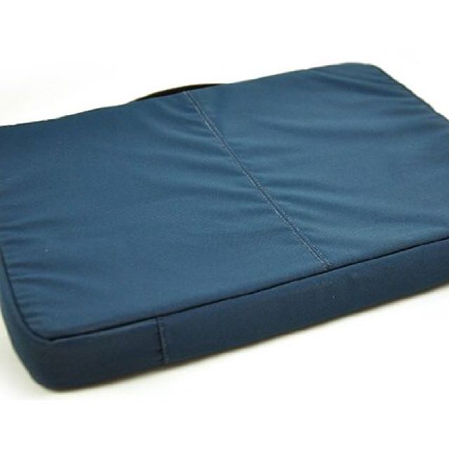 Coach Varick Nylon Laptop Sleeve 14", Luxury, Bags & Wallets on Carousell