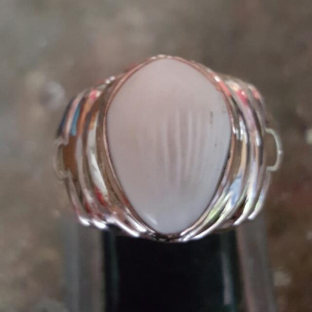 Buntat Kelapa Coconut Pearl Ring Sample, Women's Fashion, Jewelry ...