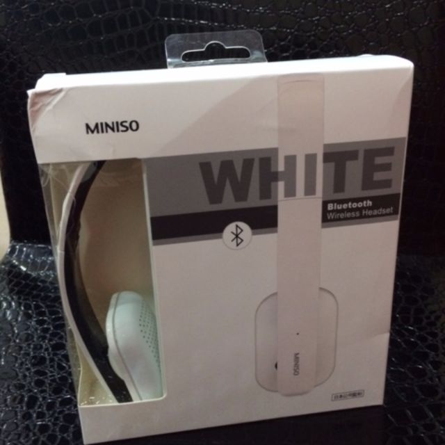 MINISO Bluetooth Wireless Headset (WHITE), Electronics on Carousell