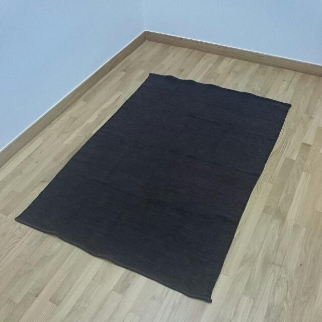 Muji Rug, Furniture & Home Living, Home Decor, Carpets, Mats & Flooring ...