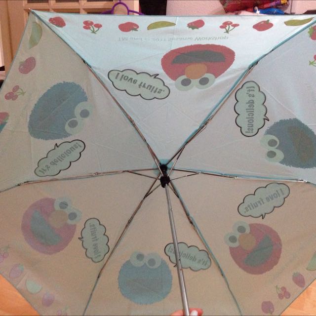 Elmo Umbrella, Babies & Kids, Babies & Kids Fashion on Carousell