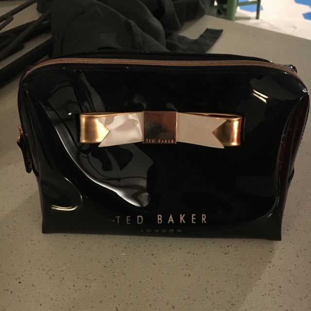 Ted Baker Waterproof Pouch, Luxury on Carousell