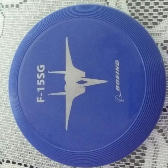 Frisbee, Hobbies & Toys, Toys & Games on Carousell