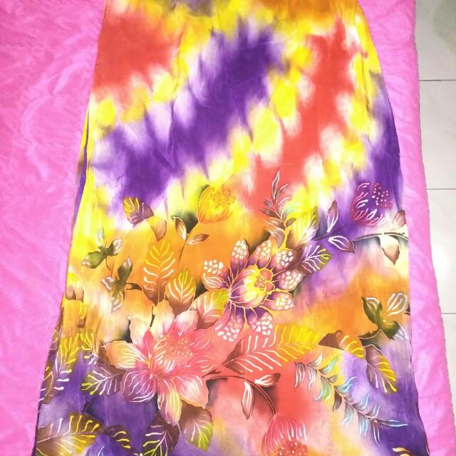 Bj Kurung Batik Sutera Crepe, Women's Fashion, Muslimah Fashion, Baju ...