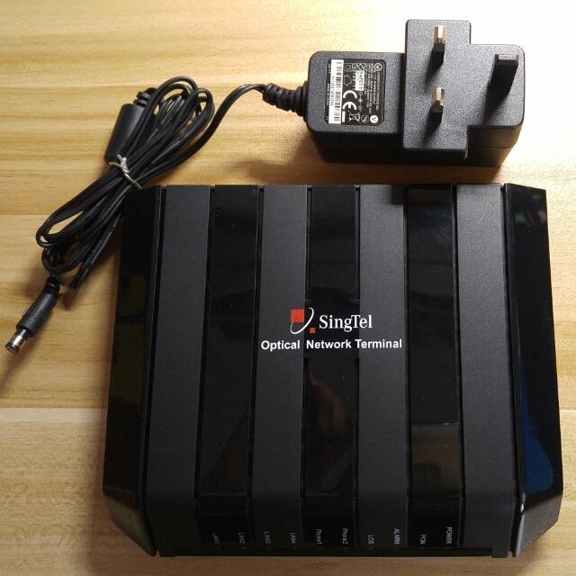 Singtel ZTE Optical Network Terminal (ONT), Computers & Tech, Parts ...