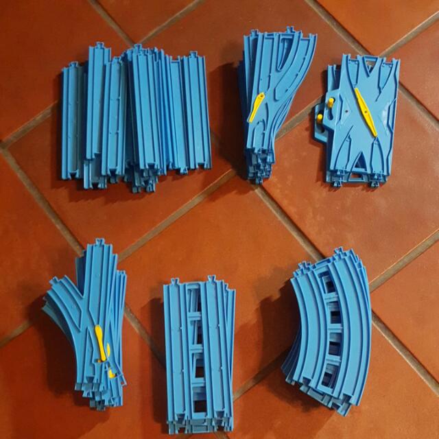 Thomas The Trains Blue Tracks And Accessories, Hobbies & Toys, Toys ...