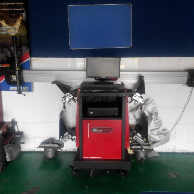 3 D alignment machine JOHN BEAN, Auto Accessories on Carousell