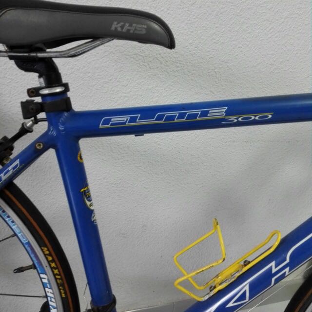 KHS FLITE 300 road bike, Sports Equipment, Bicycles & Parts, Bicycles on Carousell