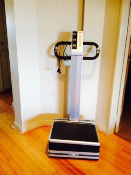 Whole Body Vibration Machine OTO WBV-3000, Sports Equipment, Exercise ...