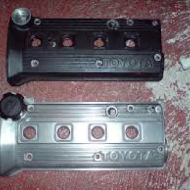 Toyota Starlet Engine Cover, Auto Accessories on Carousell