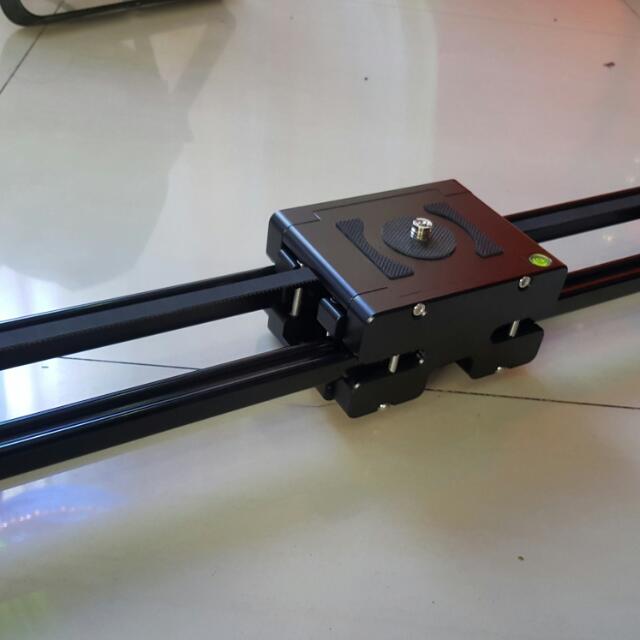 Commlite Double Distance Slider, Photography on Carousell