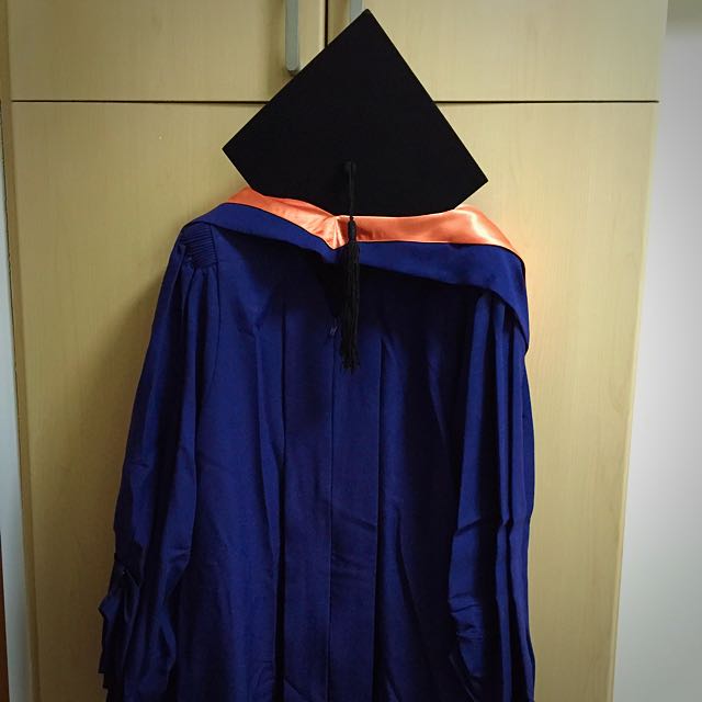 NUS School Of Computing Graduation Gown, Everything Else on Carousell