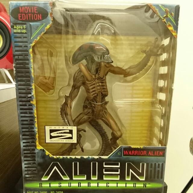 Hasbro Signature Series Alien Resurrection Warrior Alien, Hobbies ...