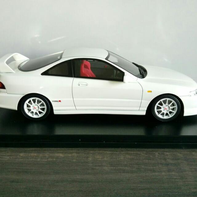 1/18 Onemodel Honda Integra Type R DC2 (Championship White), Everything Else on Carousell