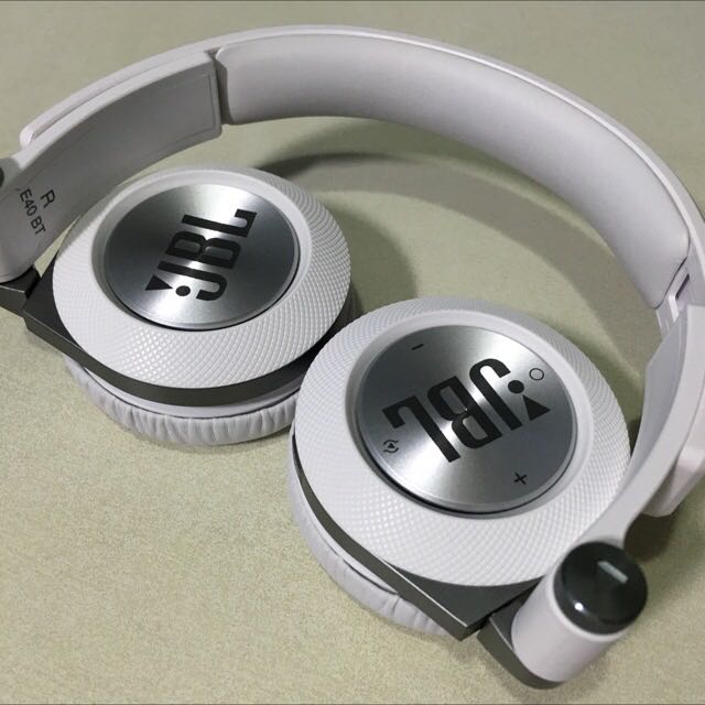 JBL Bluetooth Headphone E40BT, Computers & Tech, Parts & Accessories ...