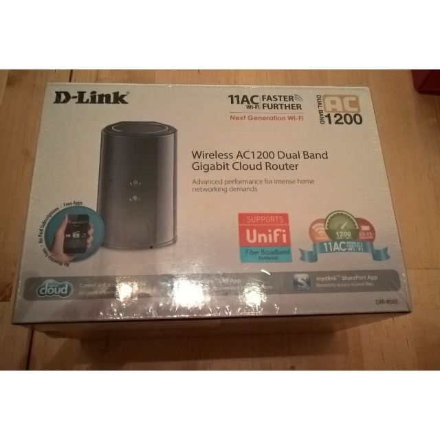 D-Link DIR850L Wireless AC1200 Dual Band Gigabit Cloud Router ...