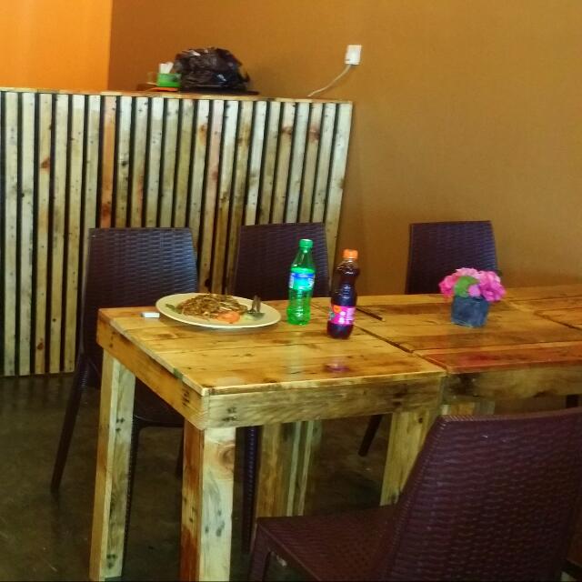 Perabot Pallet, Furniture & Home Living, Outdoor Furniture on Carousell